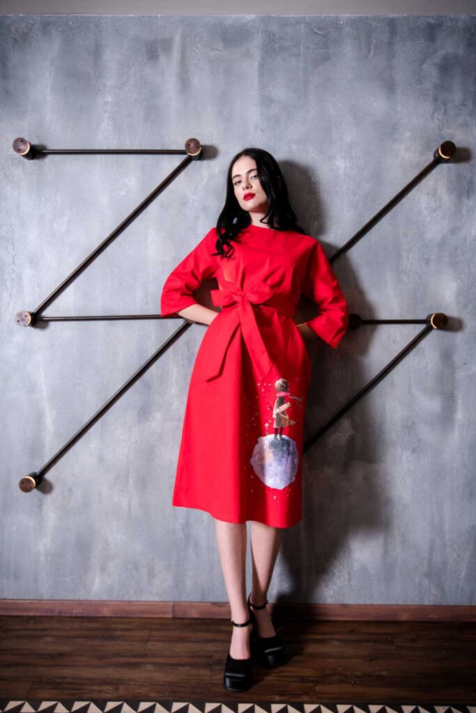 ROCHIE ROȘIE MIDI PICTATĂ MANUAL "LETO" ⋆ AnTanTe Design